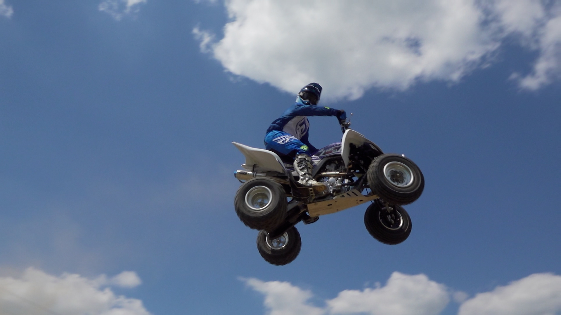 Yamaha Raptor 700R Big 3 Engine Upgrades, Barkers Exhaust, Fuel Customs ...